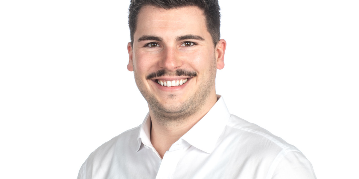 Sales reinforcement with Oliver Neuhaus